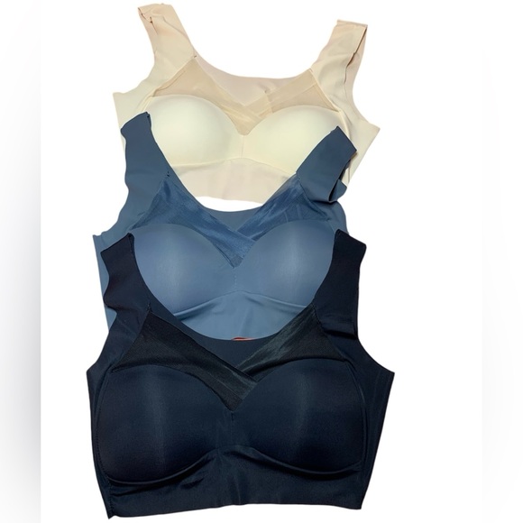 Intimates & Sleepwear | 3pc Seamless Wireless Bra | Poshmark